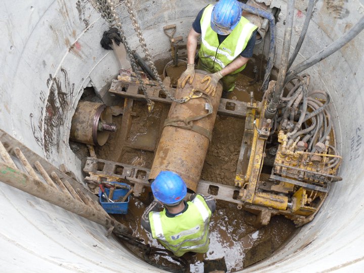 DN300 Clay Pipe Installation - Trenchless Solutions